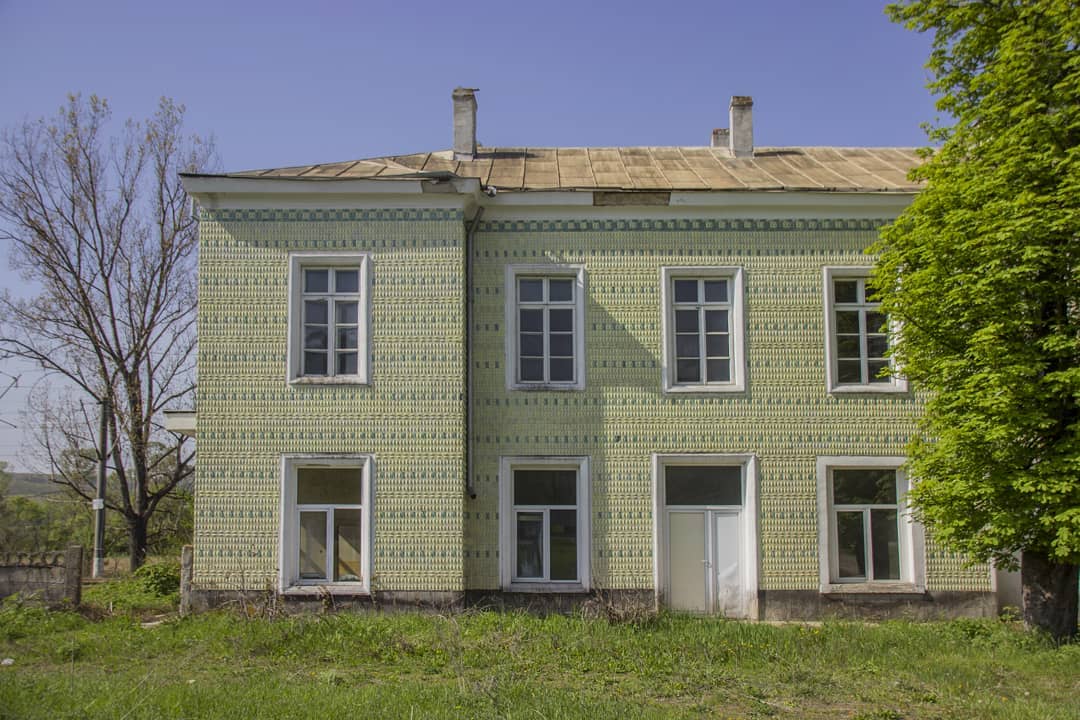 Tiles and tiles: uncovering Romania’s ceramic heritage piece by piece ...